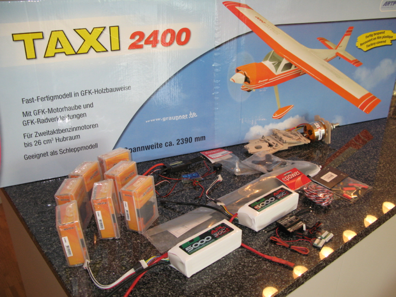 "Bouwbericht" van een Graupner Taxi 2400 met elektromotor ...